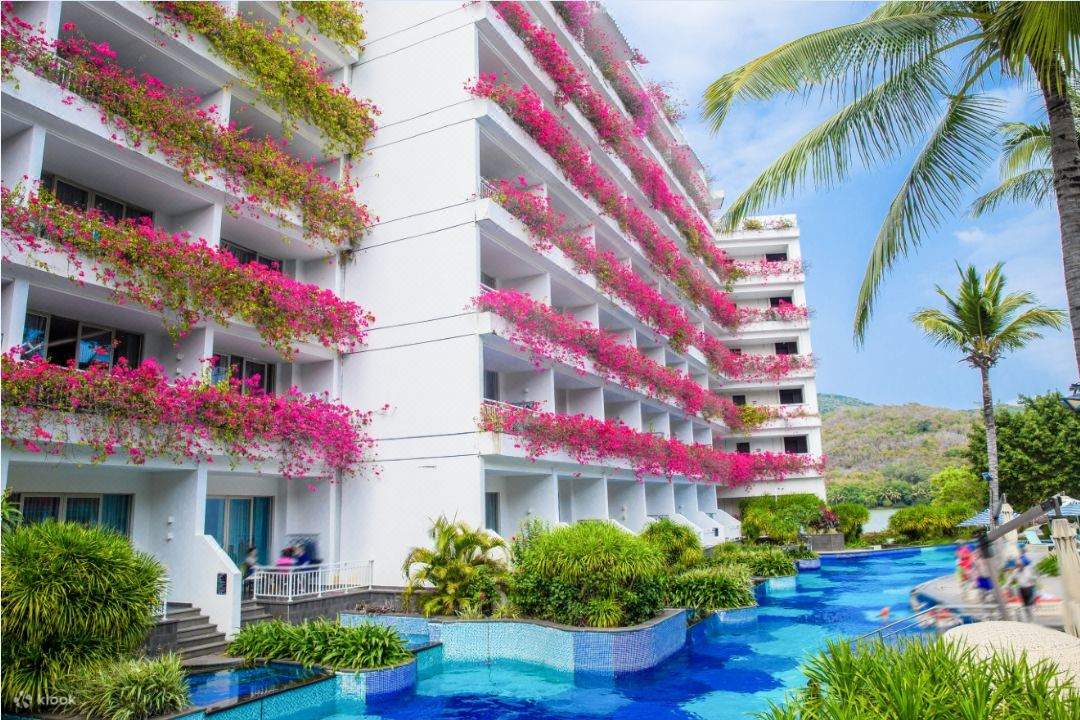 Grand Welcome Hotel Yalong Bay Sanya Hainan Accommodation Package ...